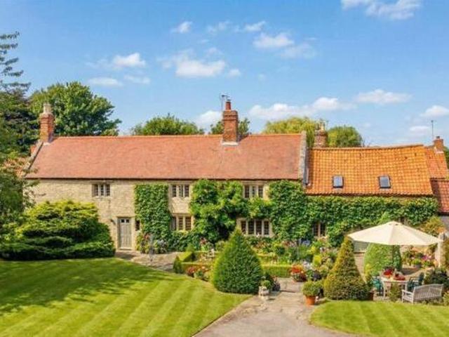 Washdyke Lane, Fulbeck, 8 Bedroom Detached