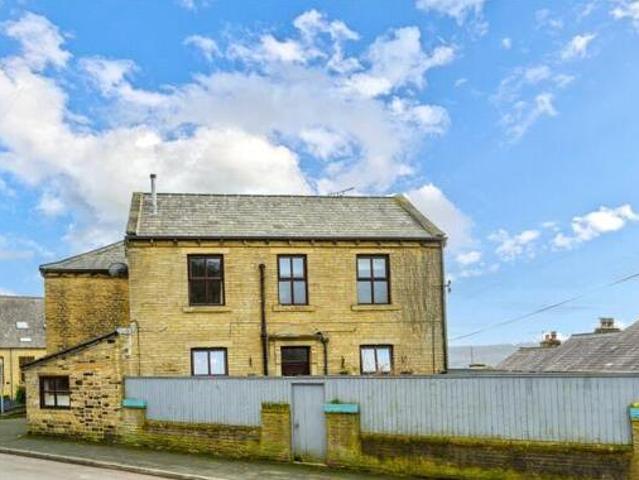 Washer Lane, Halifax, 3 Bedroom End