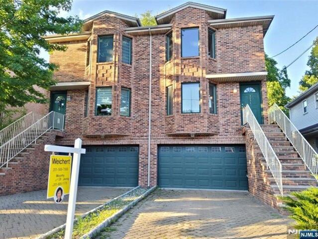 Washington Ave Unit B, Cliffside Park, Home For Sale