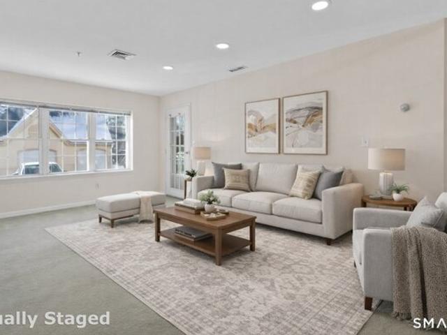 Washington Ave Unit, Hamden, Condo For Sale