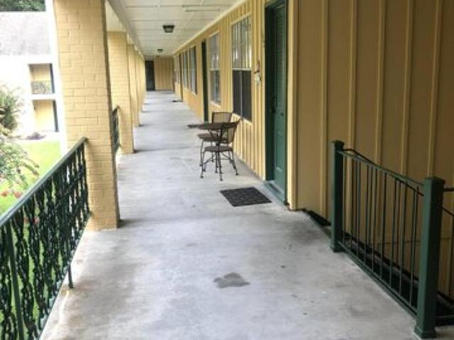 Washington Ave Apt,pascagoula, Condo For Sale