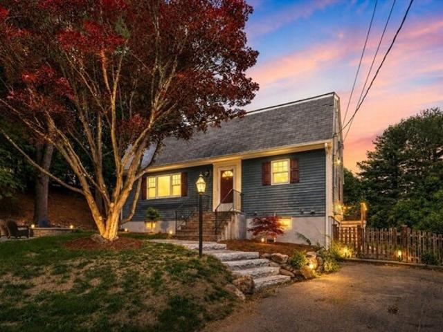Washington Ave, Burlington, Home For Sale
