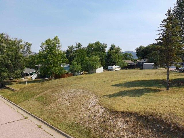 Washington Ave, Hot Springs, SD 57747