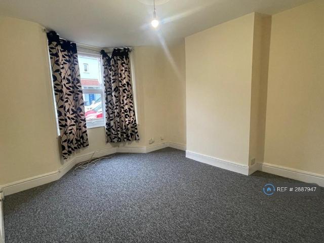 Washington Avenue, Bristol, BS5 4 bed terraced house to rent £1,950 pcm £450 pw