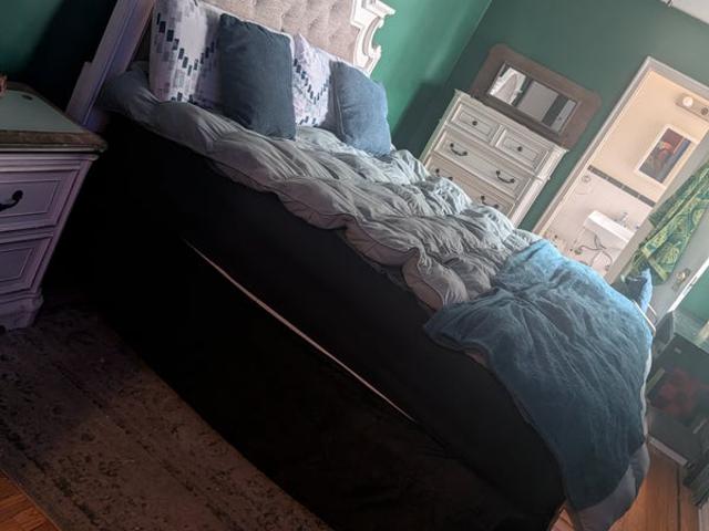 Washington Heights 1 Bedroom and En Suite Bath