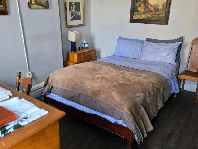 Washington Heights! Lge Room $1595 Inc Utilities