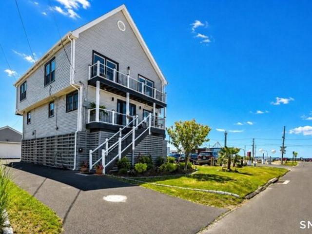 Washington Pkwy, Stratford, Home For Sale
