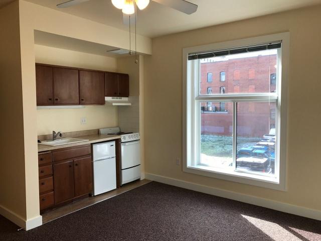 Washington Plaza Apartments Studio Apartment for Rent at 1129 Sw Washington St, Portland, OR 97205 Downtown Portland