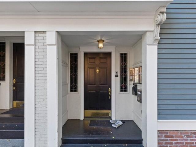 Washington St Apt B, Boston, Condo For Sale