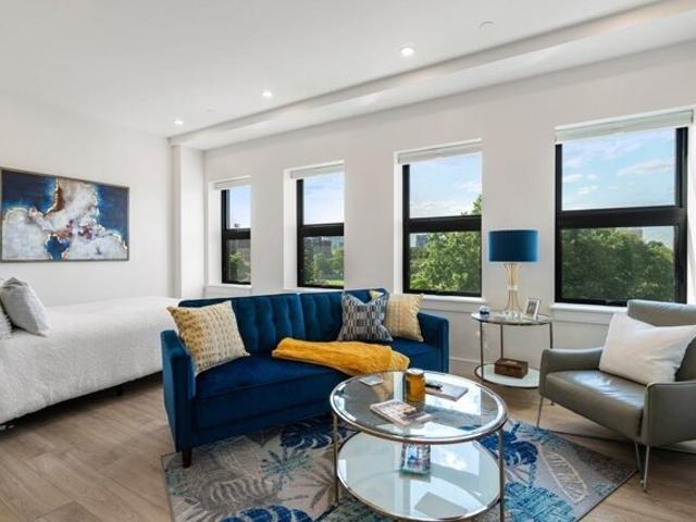 Washington St Apt B, Boston, Condo For Sale