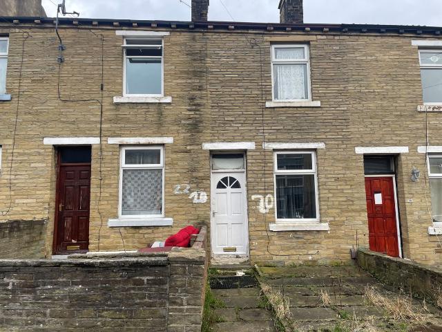 Washington Street, Bradford, West Yorkshire BD8, 2 bed terraced house to rent, £650 pcm | PrimeLocation