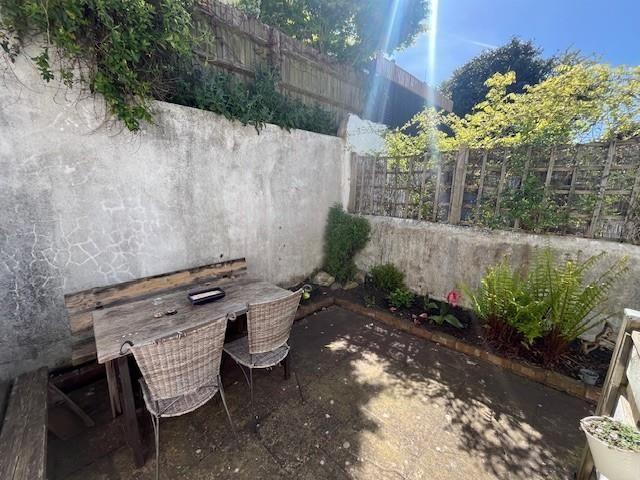 Washington Street, Brighton BN2, 4 bed end terrace house to rent, £2,300 pcm | PrimeLocation