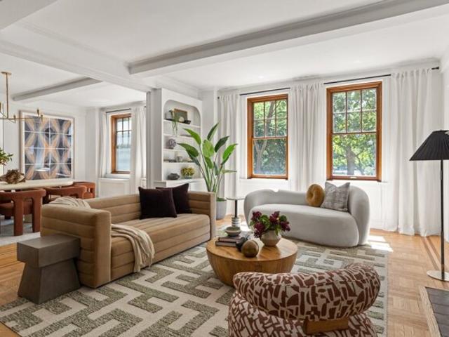 Washington Sq W Apt E, Manhattan, Property For Sale