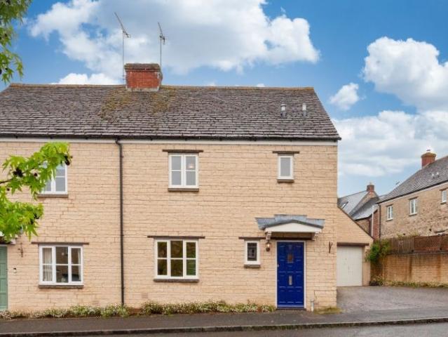 Washington Terrace, Middle Barton, Chipping Norton OX7, 3 bed end terrace house to rent, £1,650 pcm | PrimeLocation
