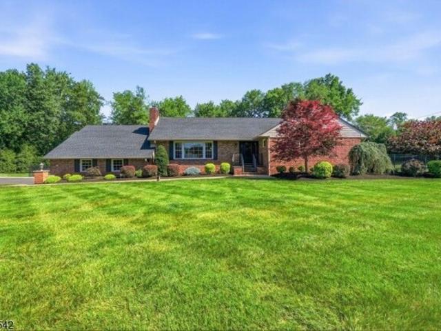 Washington Valley Rd, Warren Twp, Home For Sale
