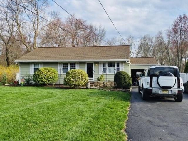 Washington Valley Rd, Warren Twp, Home For Sale