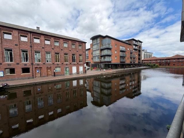 Washington Wharf, Granville Street, Birmingham B1, 2 bed flat to rent, £1,400 pcm | PrimeLocation