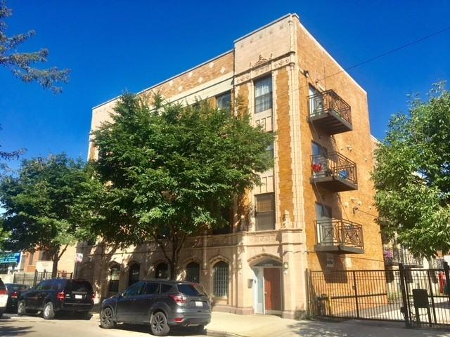 Washington 2120 W 2 Bedroom Apartment for Rent at 2120 W Washington Blvd, Chicago, IL 60612 Near West Side