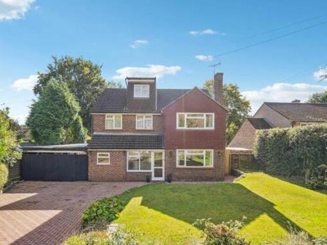 Wattleton Road, Beaconsfield, 6 Bedroom Detached