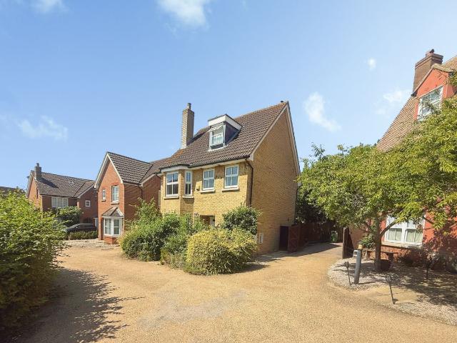 Wattle Close, Cambridge CB23, 4 bed property to rent, £2,100 pcm | PrimeLocation