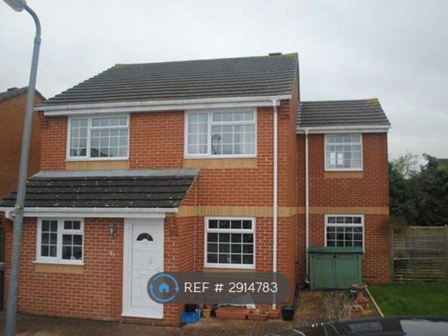 Watch Elm Close, Bristol BS32, 4 bed detached house to rent, £2,450 pcm | PrimeLocation
