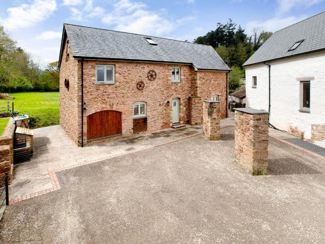 Watchet TA23, 4 bed barn conversion to rent, £1,750 pcm | PrimeLocation