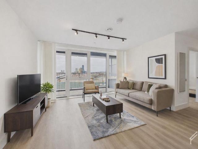 Water Way, North Kensington London NW10, 2 bed flat to rent, £2,670 pcm | PrimeLocation