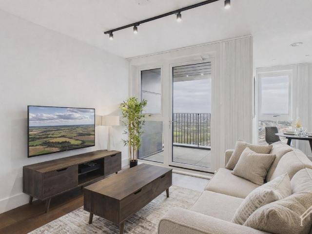 Water Way, North Kensington London NW10, Studio to rent, £1,825 pcm | PrimeLocation