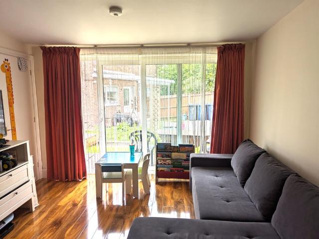 WATER & BROADBAND BILLS IN RENT Lovely one bedroom annexe available TO LET in Greenford