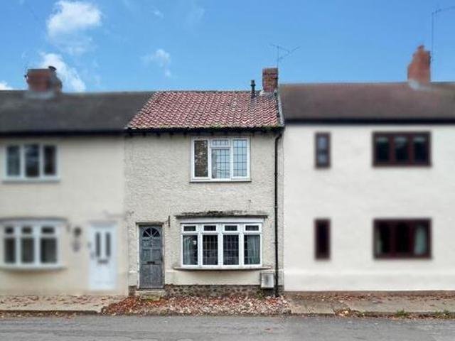 Water End, Brompton, 2 Bedroom Semi detached