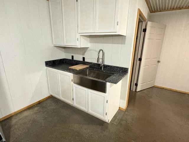 Water front apartment on beautiful Lake Fork