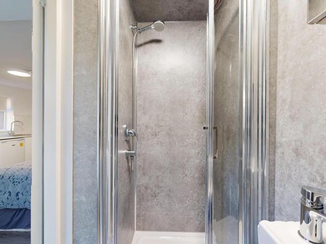 Water Included Refurbished Studio in Willesden