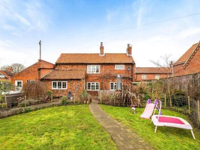 Water Lane, Bassingham, 3 Bedroom Cottage