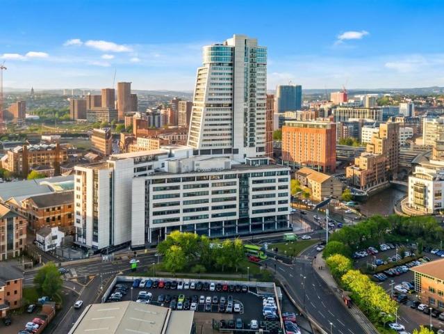 Water Lane, Leeds LS11 1 bed apartment to rent £1,000 pcm £231 pw