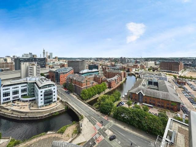 Water Lane, Leeds LS11, 1 bed flat to rent, £950 pcm | PrimeLocation