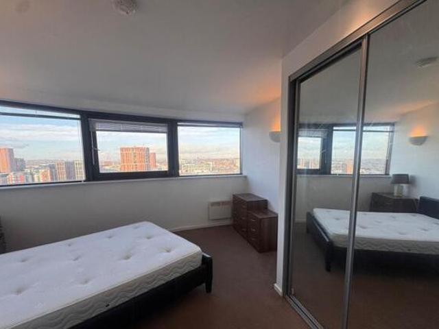 Water Lane, Leeds, 2 Bedroom Apartment