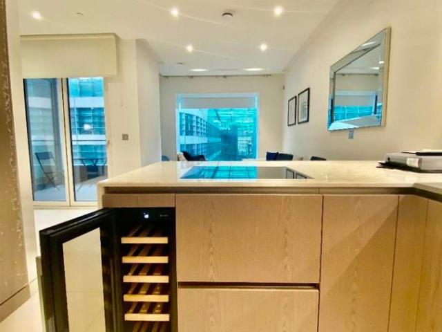Water Lane, London EC3R, 1 bed flat to rent, £3,553 pcm | PrimeLocation