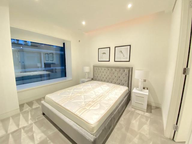 Water Lane, London EC3R, 2 bed flat to rent, £6,500 pcm | PrimeLocation