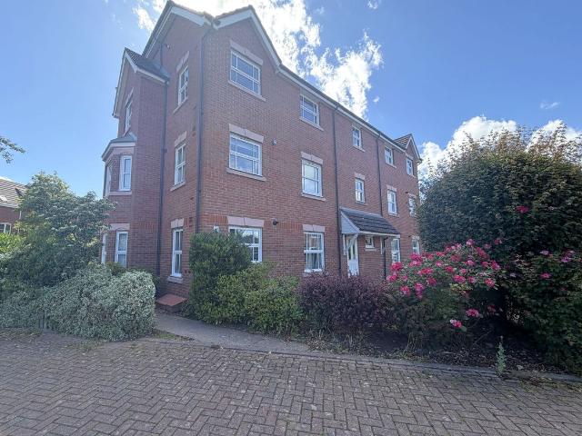 Water Mill Crescent, Sutton Coldfield B76, 2 bed flat to rent, £1,200 pcm | PrimeLocation