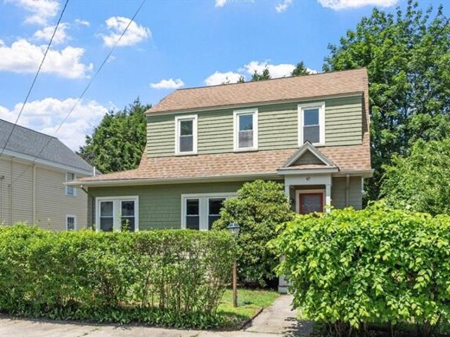 Water St, Winchester, Home For Sale
