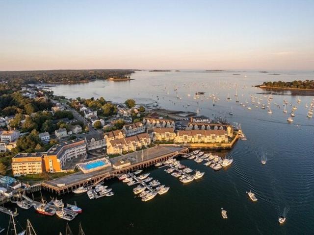 Water St Apt,beverly, Condo For Sale