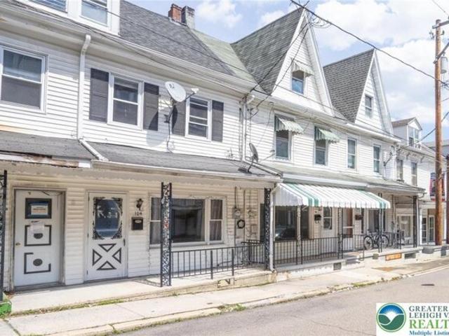 Water St, New Philadelphia, Home For Sale