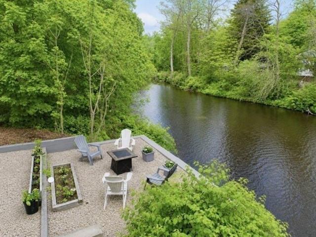Water St, Northampton, Home For Sale