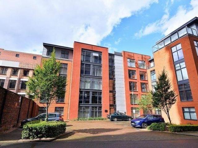 Water Street, Birmingham, West. 2 bed flat to rent £1,000 pcm £231 pw