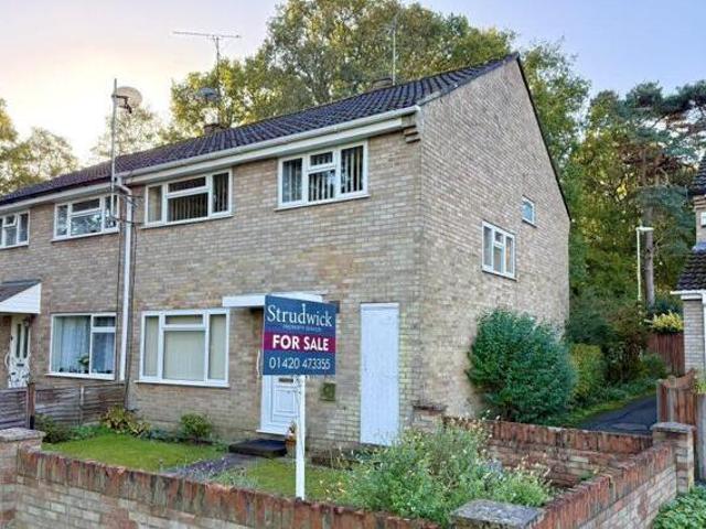 Waterman Close, Bordon, 4 Bedroom Semi detached
