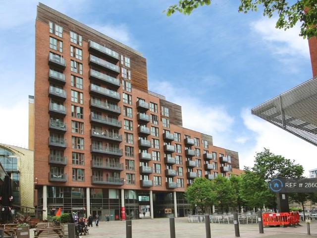 Watermans Place, Leeds, LS1 1 bed flat to rent £1,050 pcm £242 pw