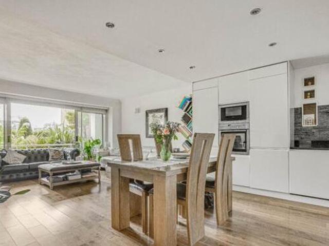 Watermans Quay, William Morris Way, 2 Bedroom Flat