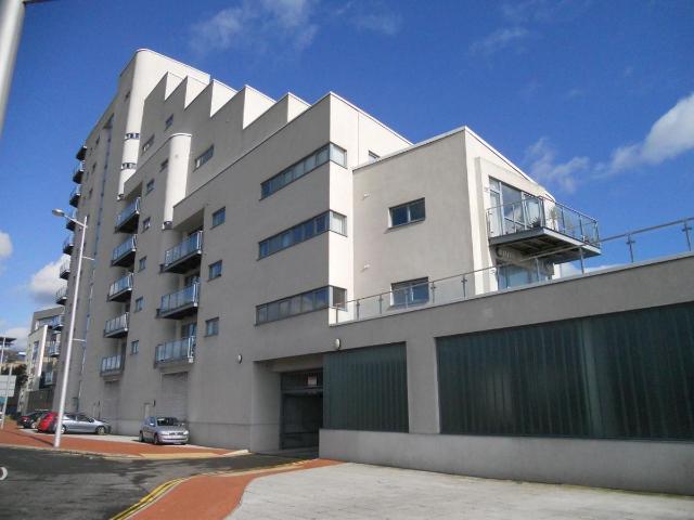 Watermark, Ferry Road, Cardiff CF11, 2 bed flat to rent, £1,200 pcm | PrimeLocation
