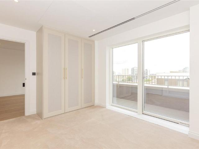 Watermeadow Lane, London, SW6 2 bed apartment to rent £4,000 pcm £923 pw