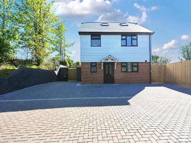 Watermill Lane, Bexhill On Sea TN39, 4 bed property to rent, £1,800 pcm | PrimeLocation
